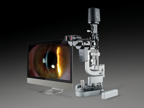 Slit lamp imaging